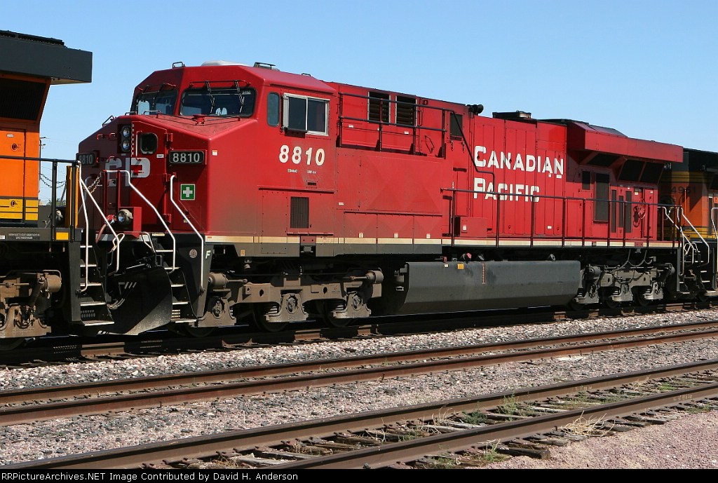 CP 8810